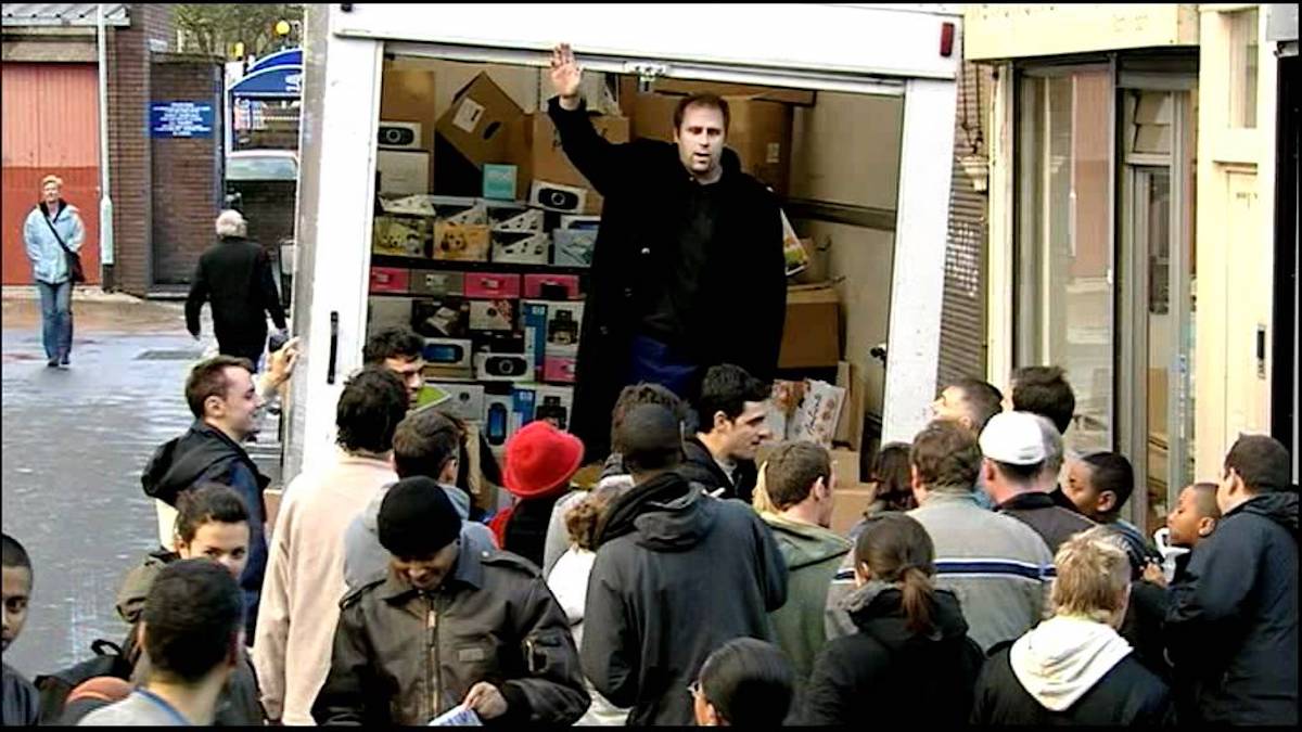 The Jam Scam – How Not To Get Conned At A Market