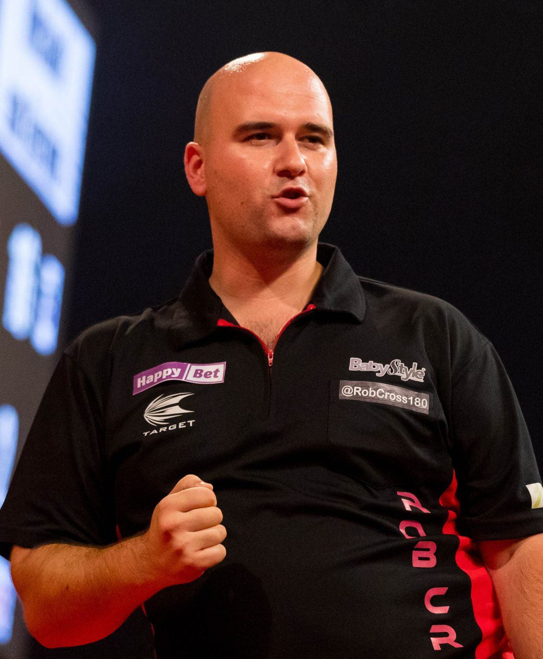 Skill Meets Strategy: Profiles of Top Darts Players - ElCasino