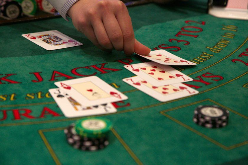 Blackjack Deviation Charts: Playing Outside The Box