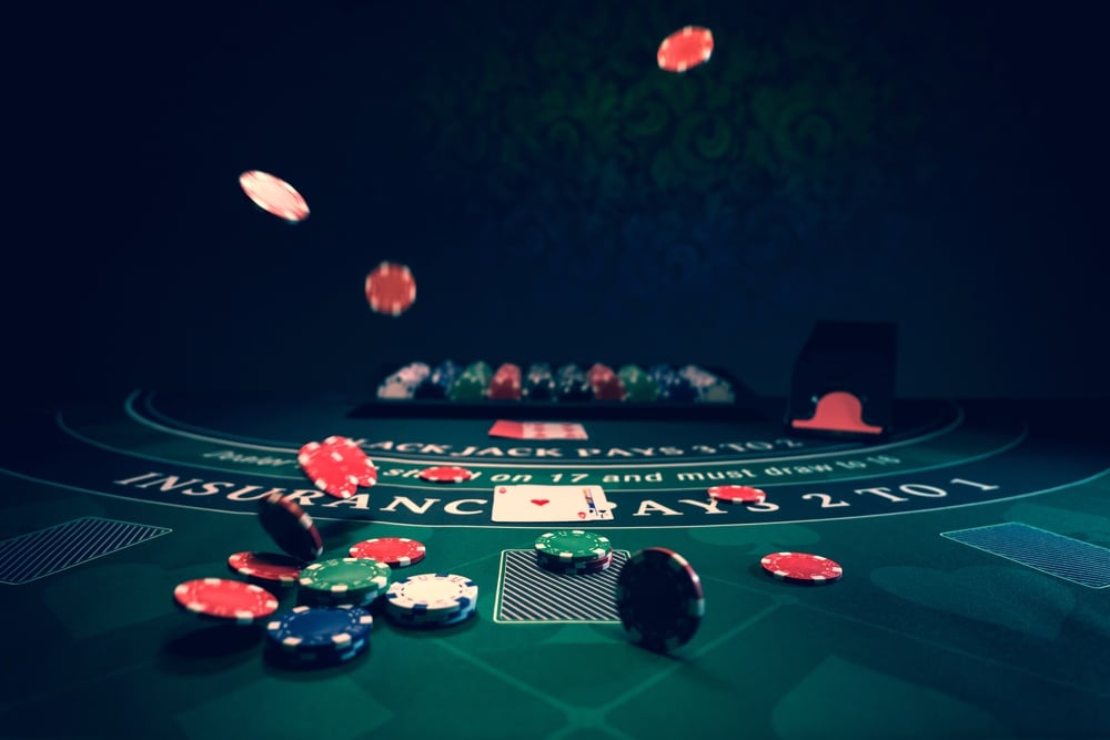 Blackjack Deviation Charts: Playing Outside The Box