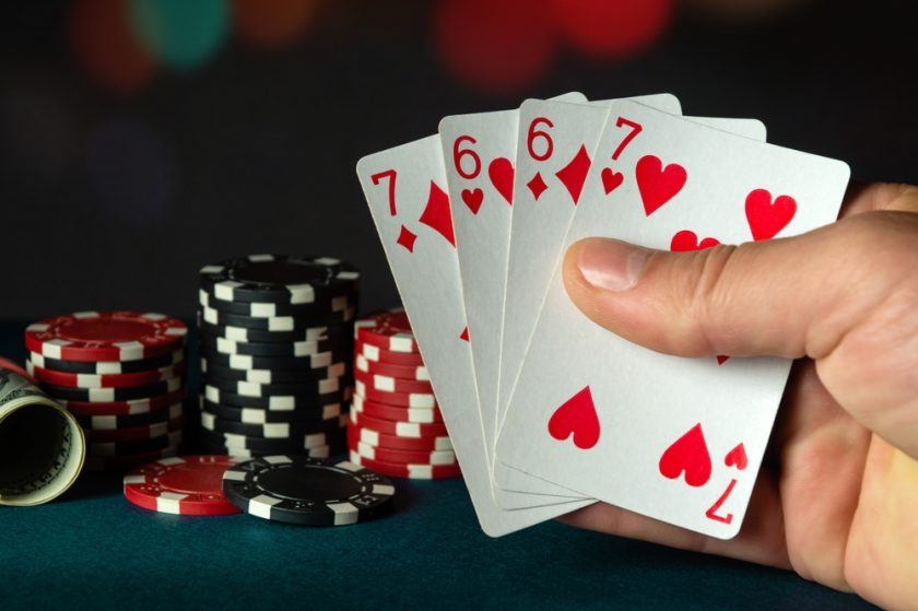 What is a 4 Bet in Poker: A Beginner's Poker Betting Guide
