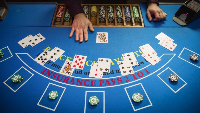Improve Your Blackjack Strategy: Learn Card Counting Methods