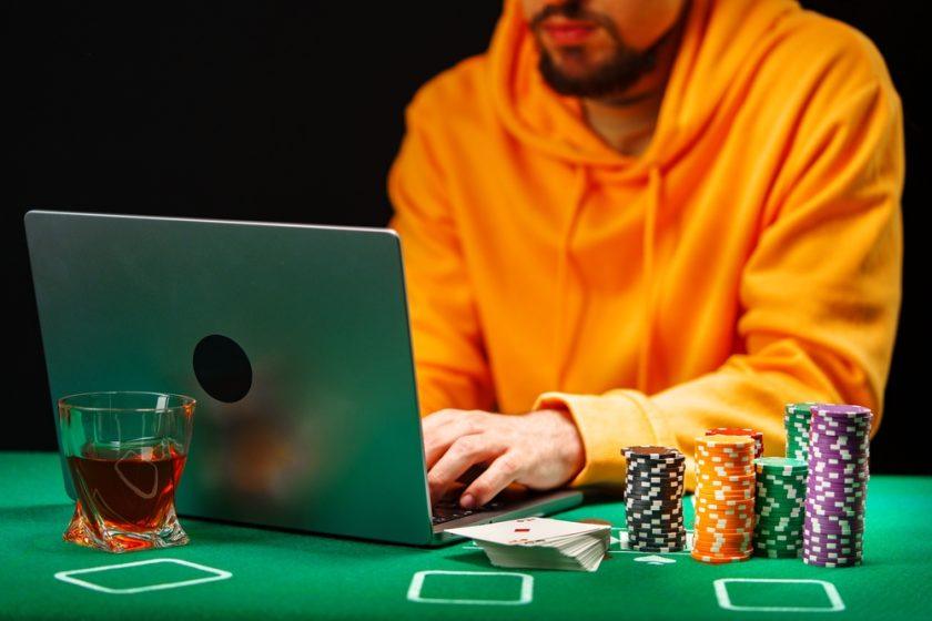 How to Play Badugi Poker: A Beginner's Guide