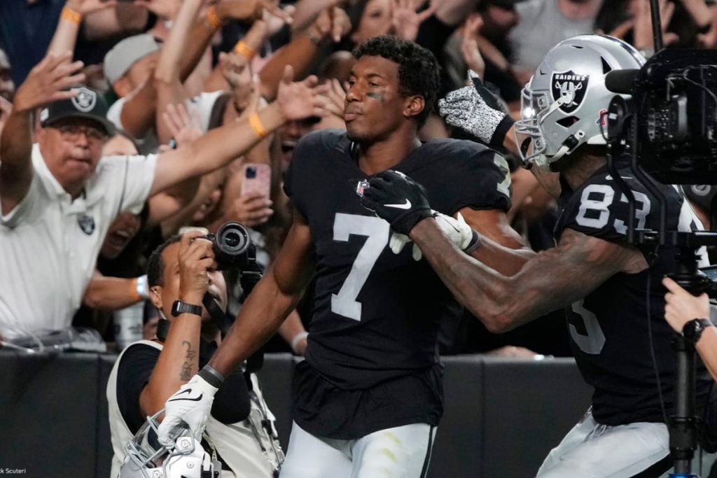 Wild Las Vegas Raiders Win Caps Off Busy NFL Week 1 - VEGAS REPORT