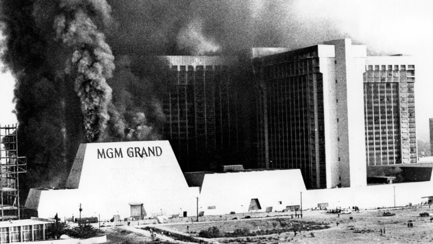 VEGAS MYTHS RE-BUSTED: The Old MGM Grand Was Imploded After the Fire ...