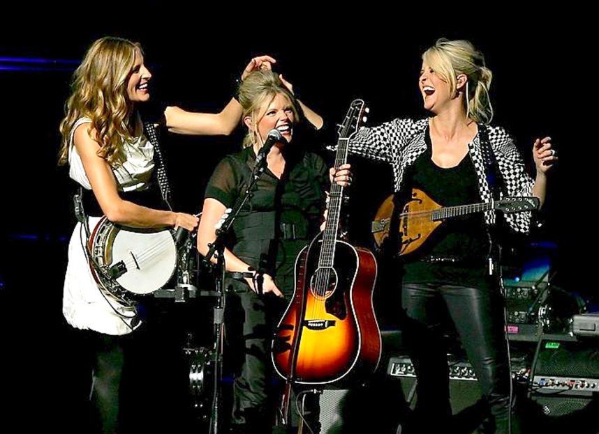 Dixieless Chicks Announce First Las Vegas Residency - Casino.org