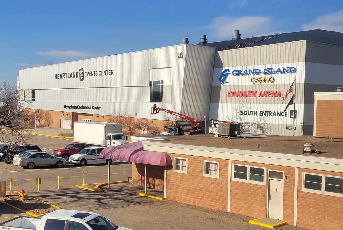 Grand Island Casino Resort at Fonner Park Sets Opening Target Grand Island Casino Resort at Fonner Park Sets Opening Target