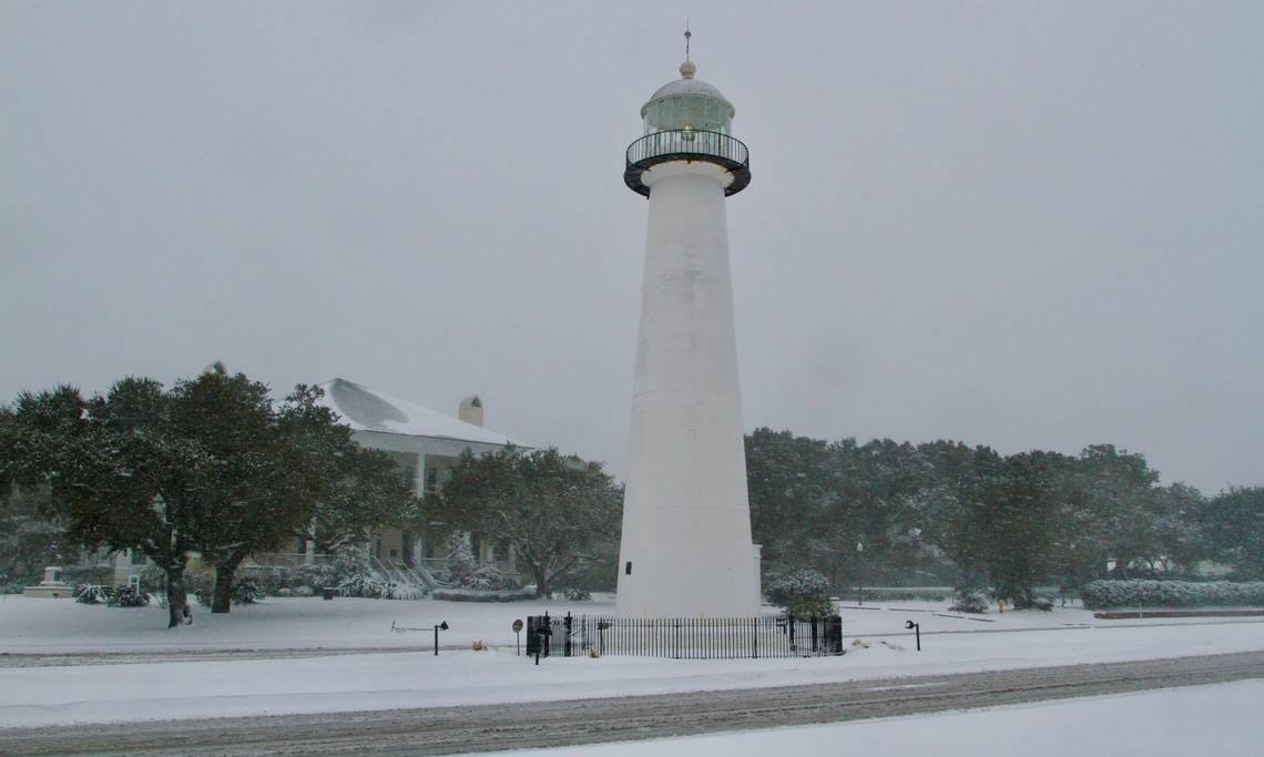 Mississippi Casinos Close or Cut Services Due to Winter Storm