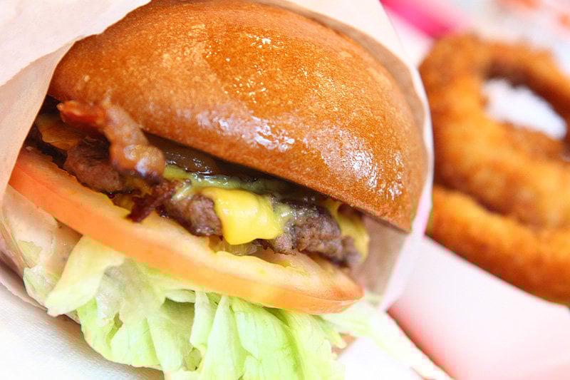 Sneak Preview: Flippin' Good Burgers & Shakes