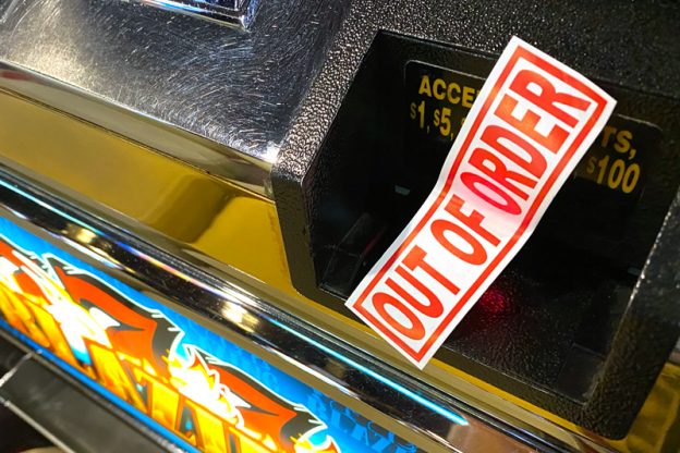 Here's the Last Casino With Coin Slot Machines on the Las Vegas Strip